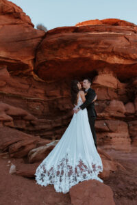 More Beautiful Ways That Fall Wedding Colors Fit a Moab Utah Desert Wedding