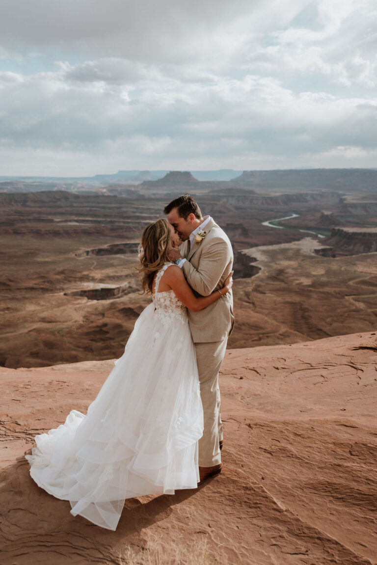 Where to Capture an Epic Moab Sunset Elopement in Canyonlands National Park