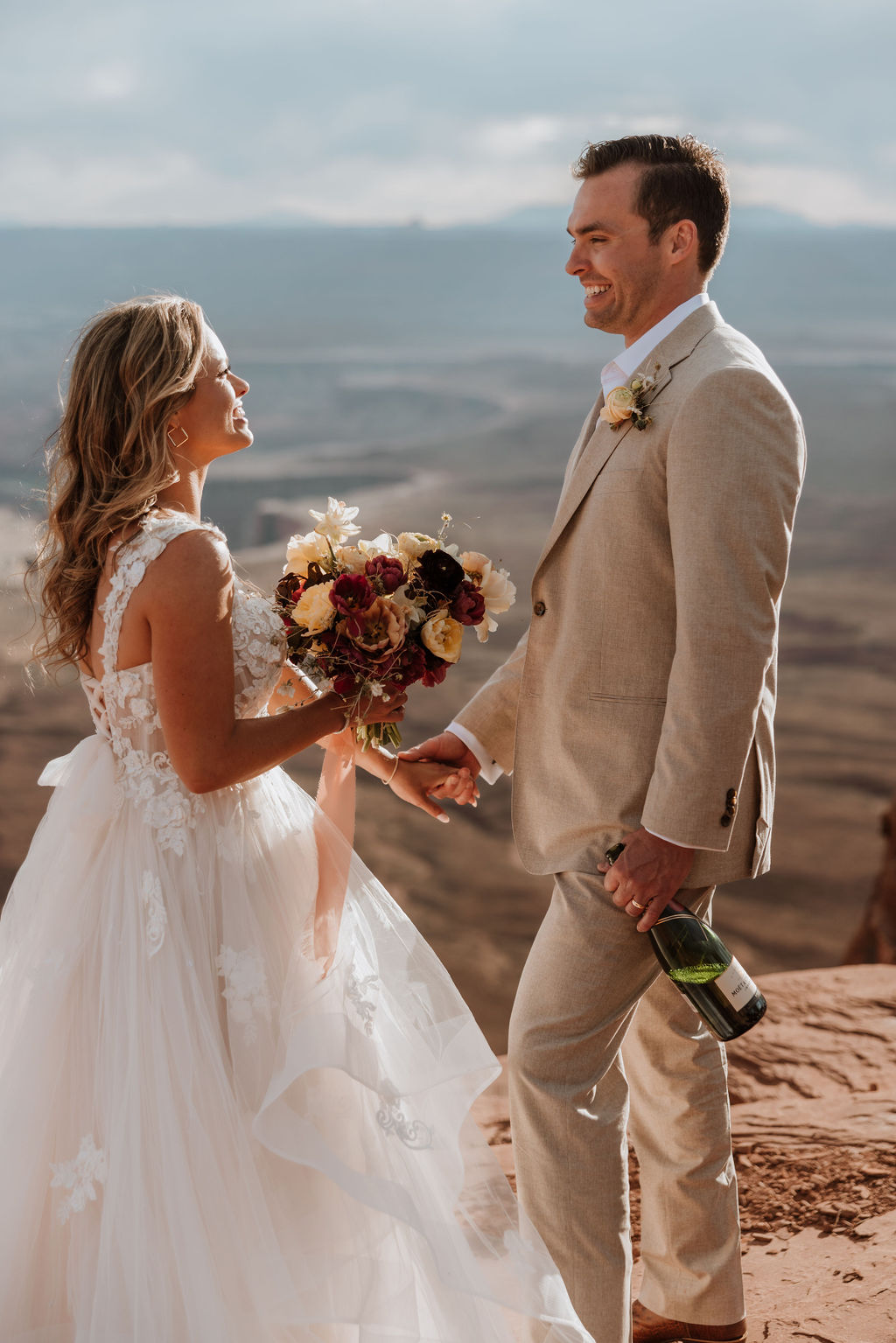 Where to Capture an Epic Moab Sunset Elopement in Canyonlands National Park